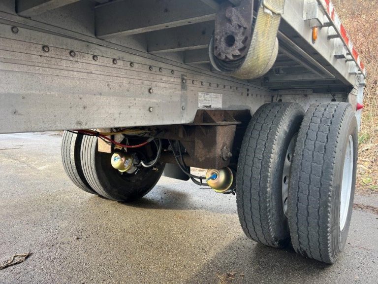 2006 REITNOUER 48' ALUMINUM FLATBED - Reno's Trailer Sales