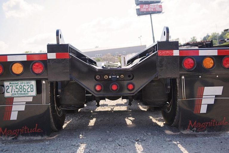 2026 FONTAINE 55 TON HYDRAULIC DETACHABLE LOWBOY - Reno's Trailer Sales