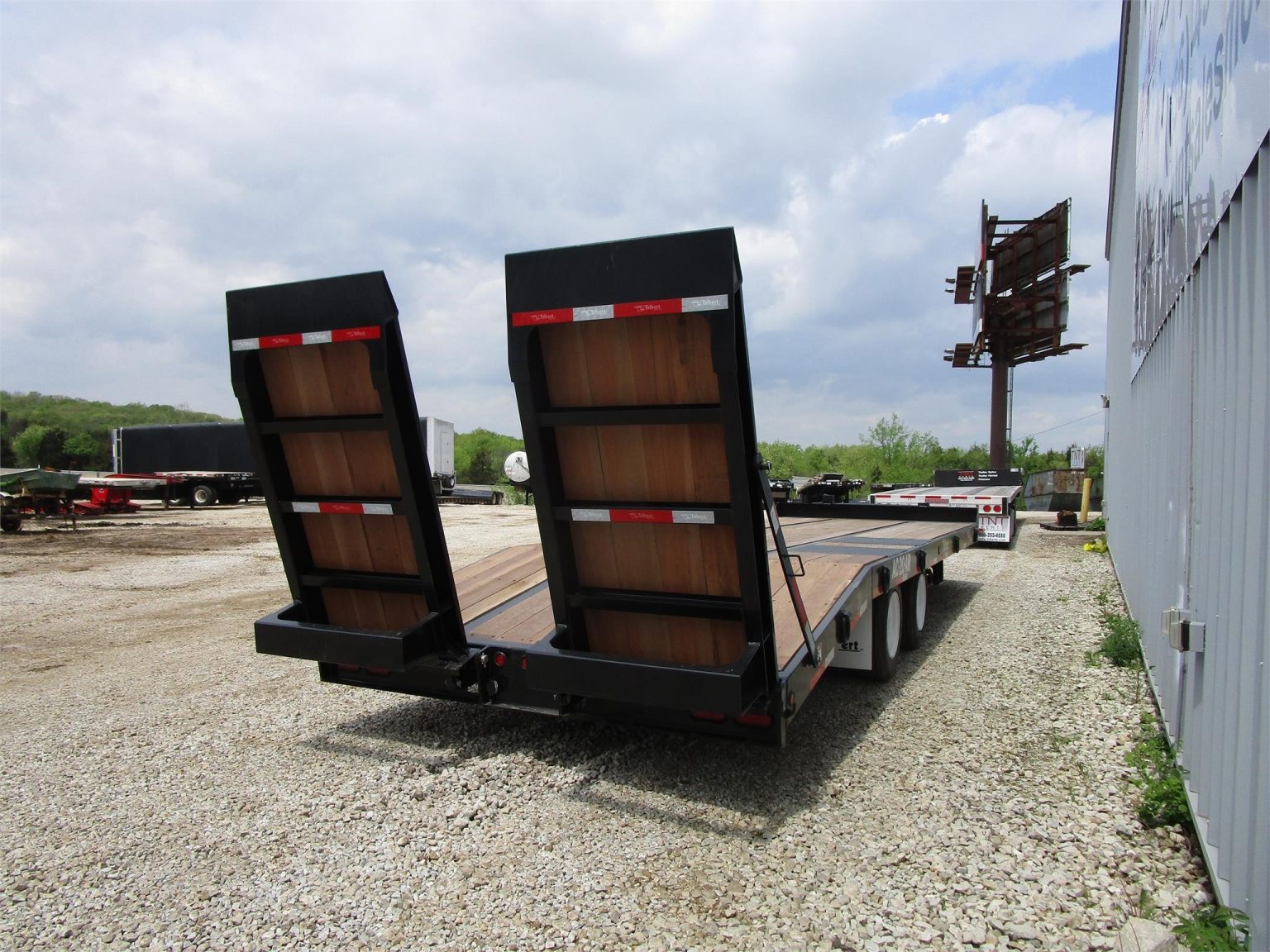 2025 TALBERT AC-20-AR 20 Ton Tag Trailer w/ Air Ramps - Reno's Trailer ...