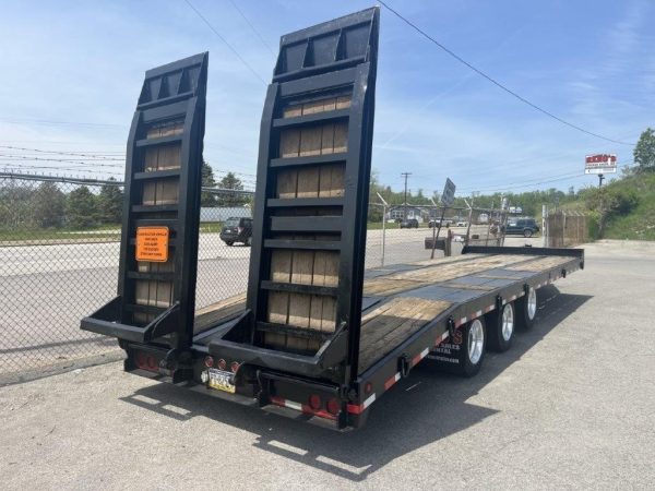 2018 EAGER BEAVER 25 TON TAG TRAILER - Reno's Trailer Sales
