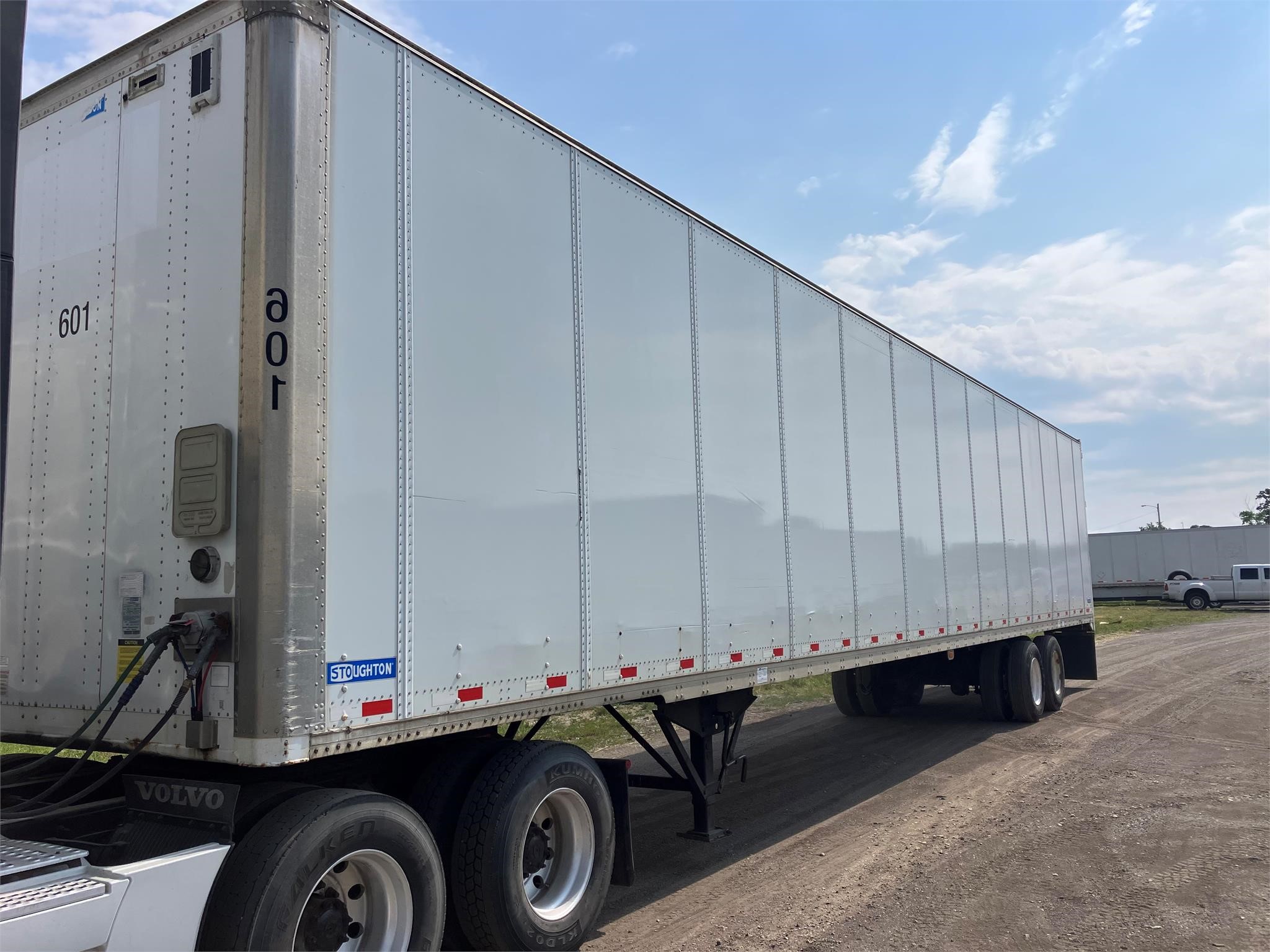 2015 STOUGHTON (QTY:30) 53' DRY VAN - PLATE WALL, AIR RIDE - Reno's ...