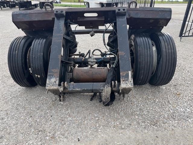 2019 XL SPECIALIZED 40-TON FLIP AXLE - Reno's Trailer Sales